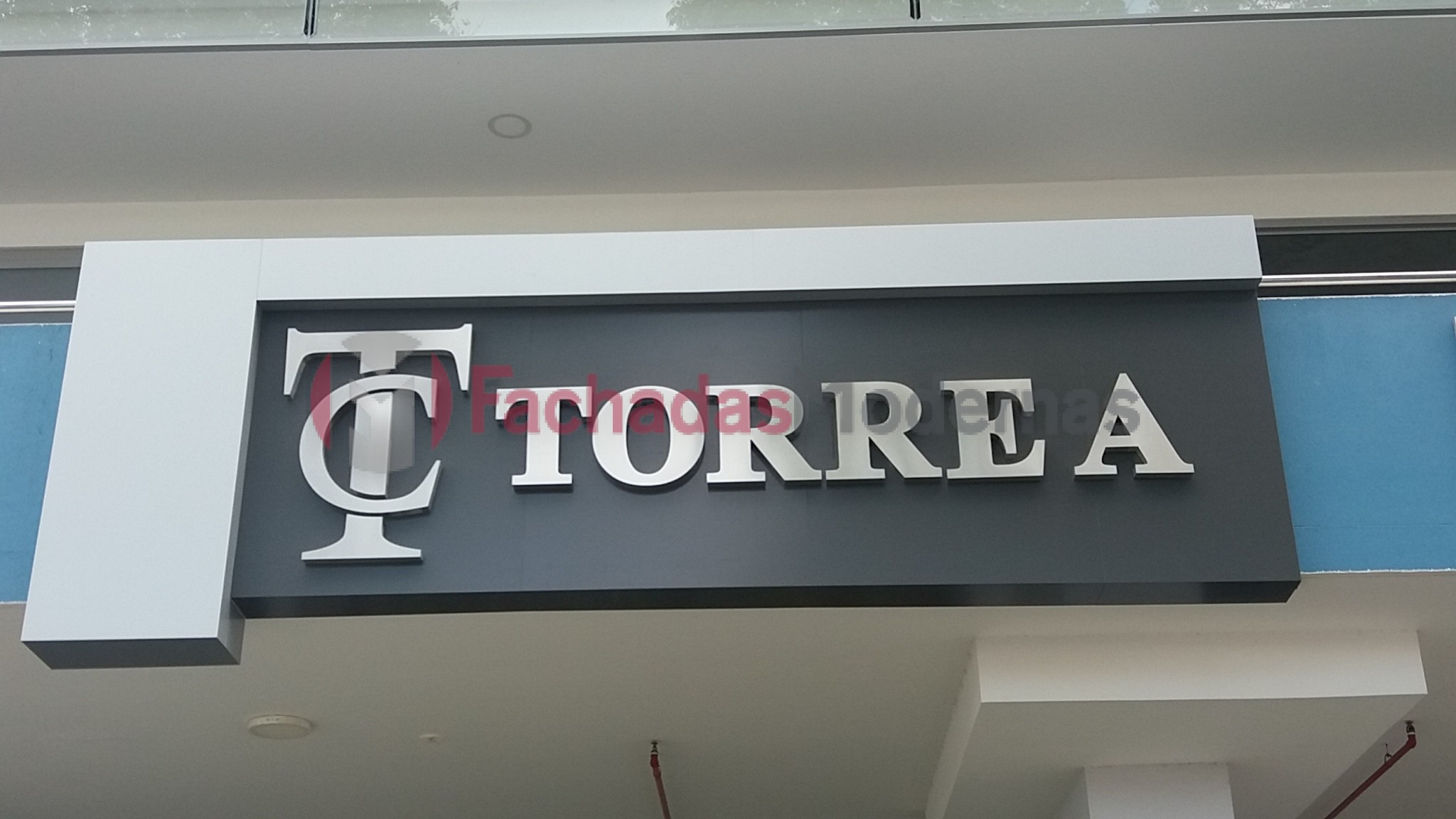 Letreros – Fachadas Modernas